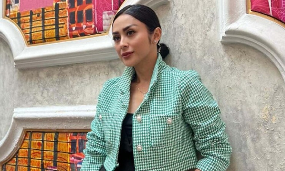 Selvi Kitty Akan Tetap Stay Di Dunia Entertainment